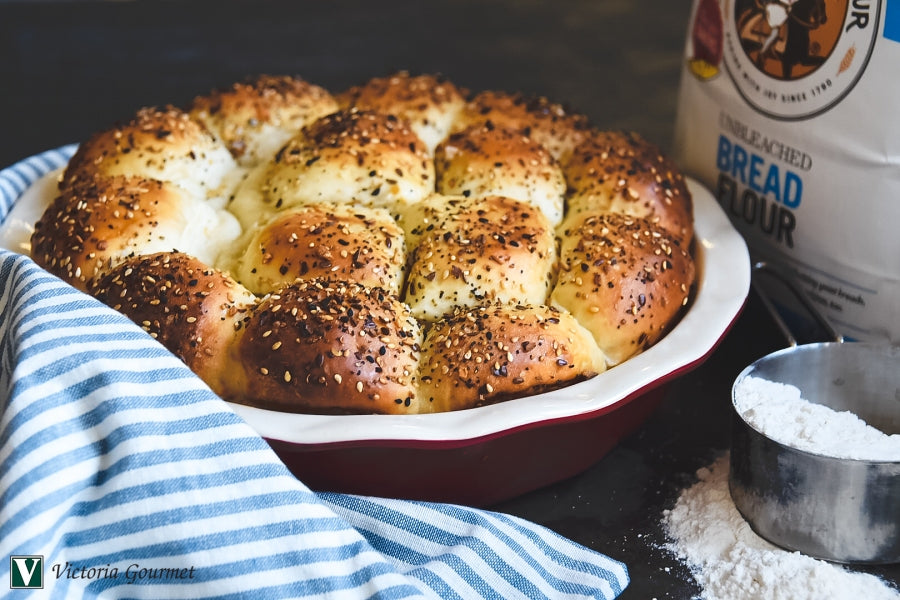 7 SEED CRUST YEAST ROLLS – Victoria Gourmet
